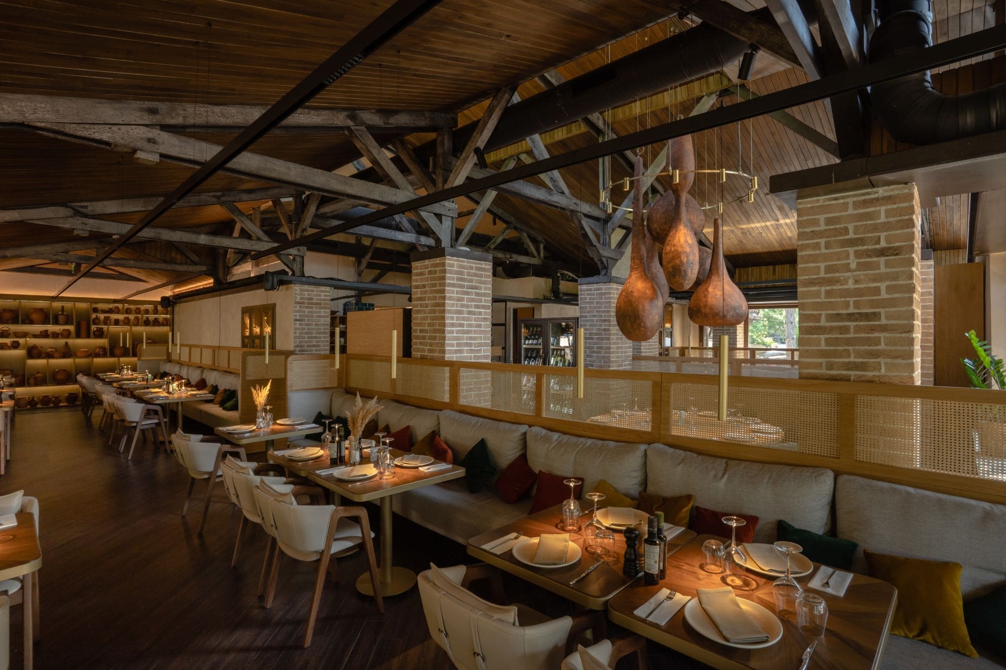 Iluminat de Restaurant: Adamo - Design Radar